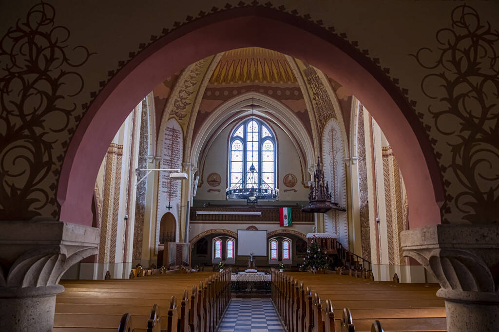 Verestemplom galéria – Orando et Laborando